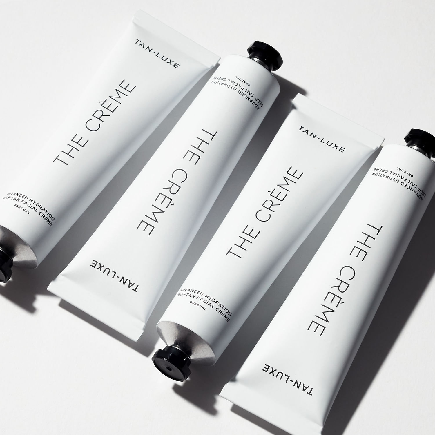 The Crème Gradual Self-tanning Face Moisturizer