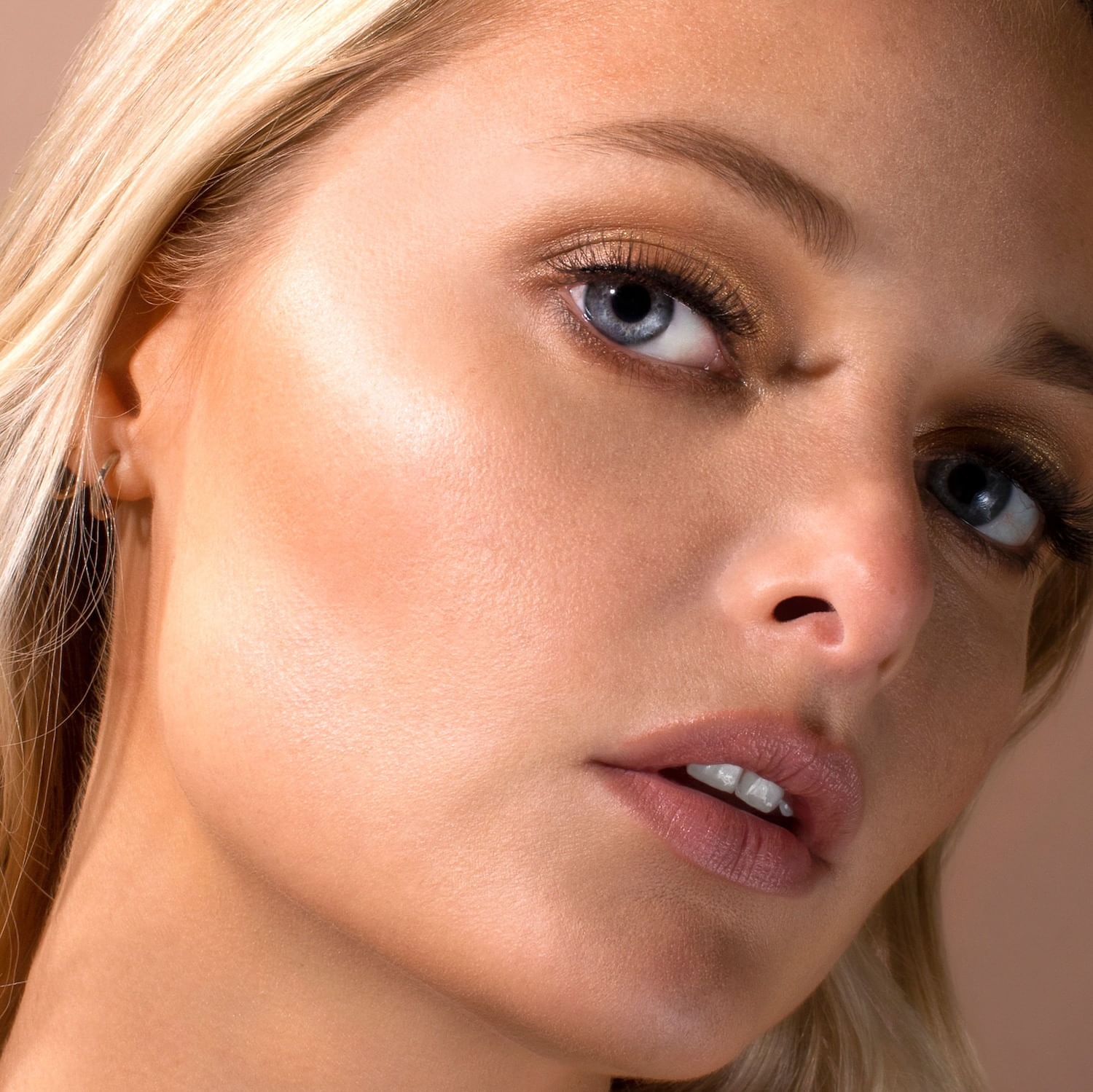 Summer Skin Talc-free Velvet Matte Bronzer